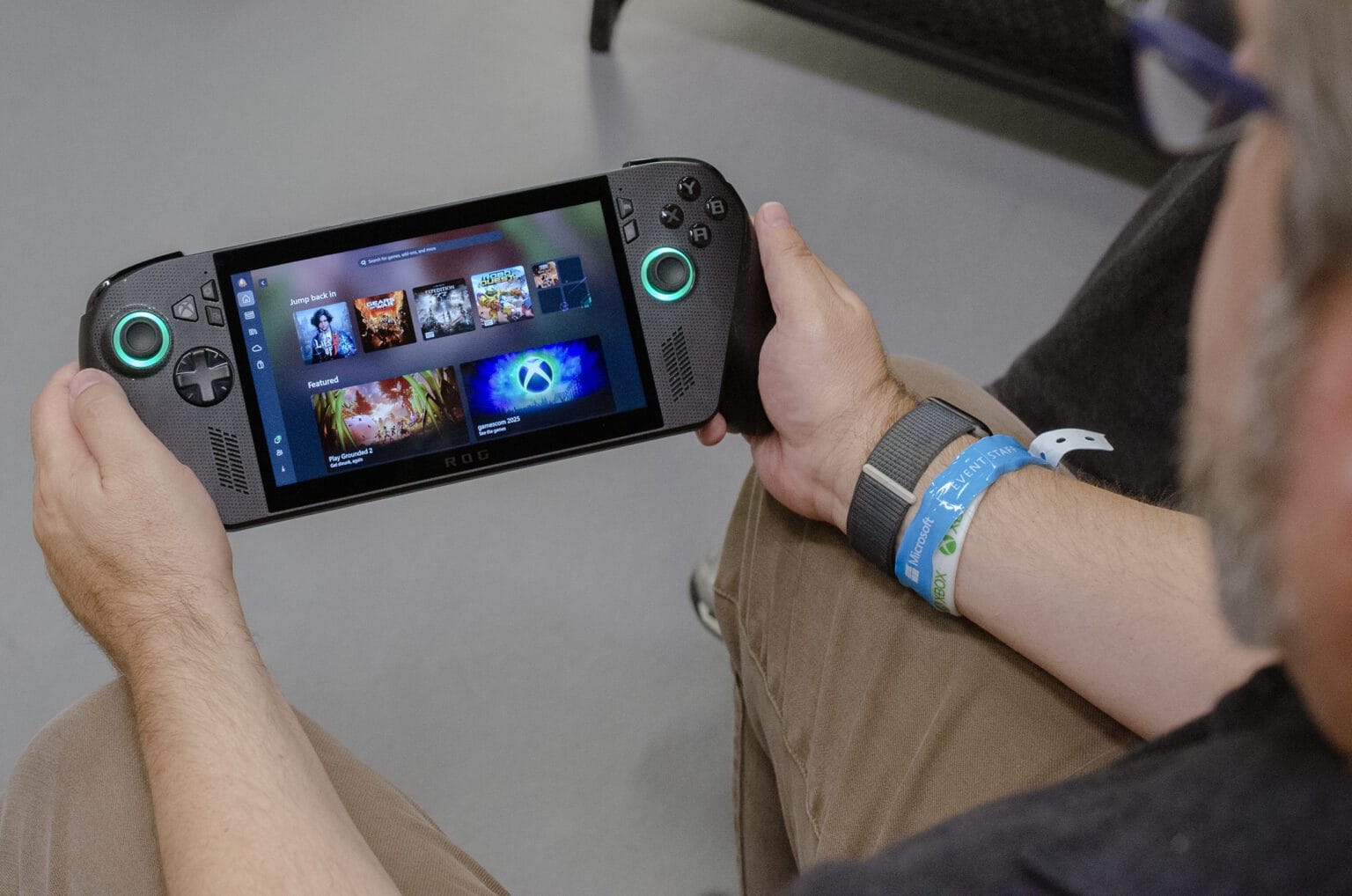 A 1 000 Xbox Ally Handheld Tests - A $1,000 Xbox Ally Handhe