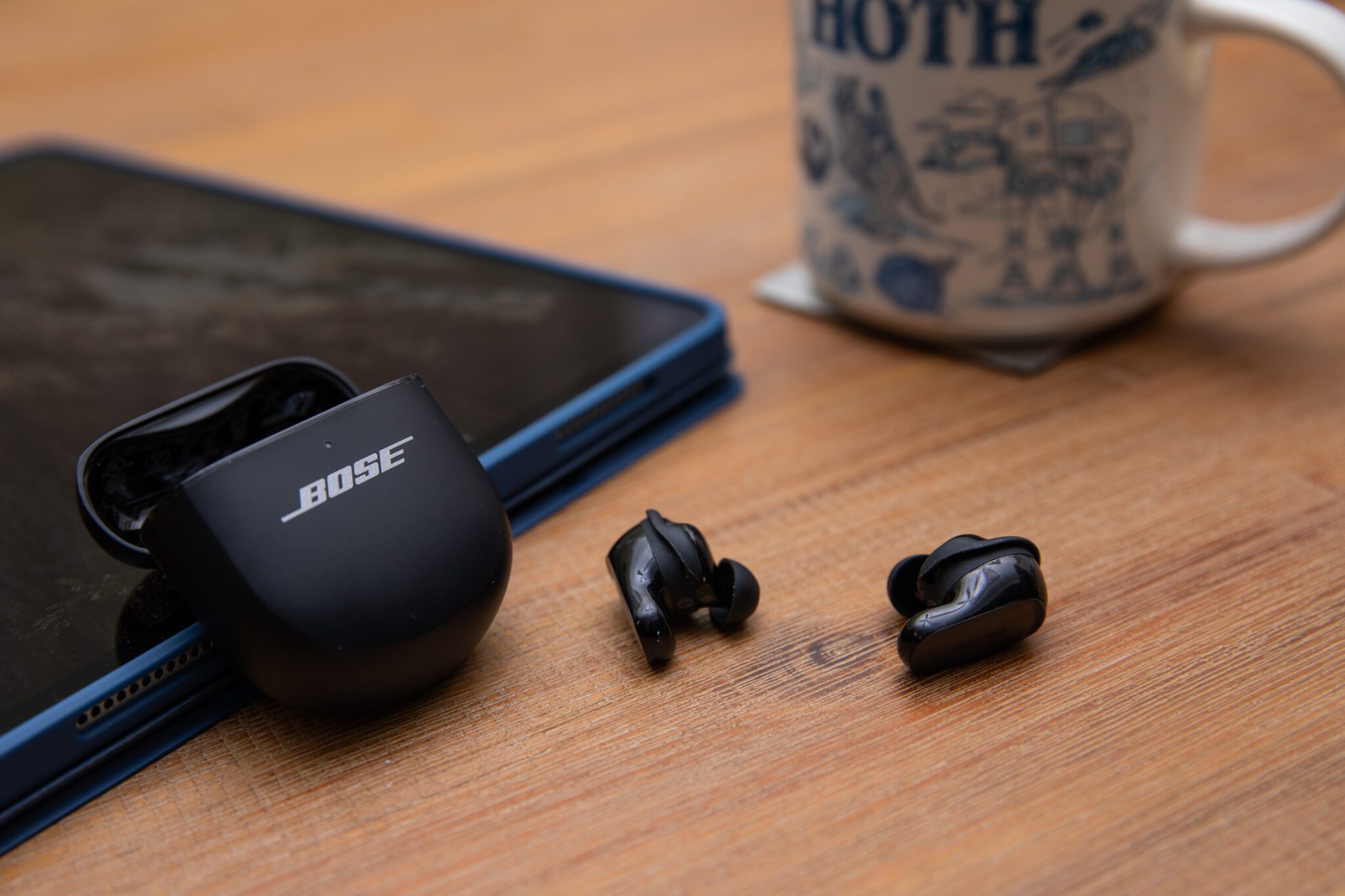 The Bose Ultra Gen 2 Earbuds Are Still Chunky, But Their ANC