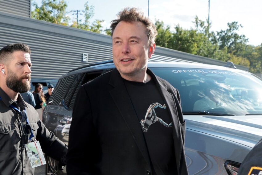 Elon Musk Frets Over Controlling Tesla S - Elon Musk Frets O