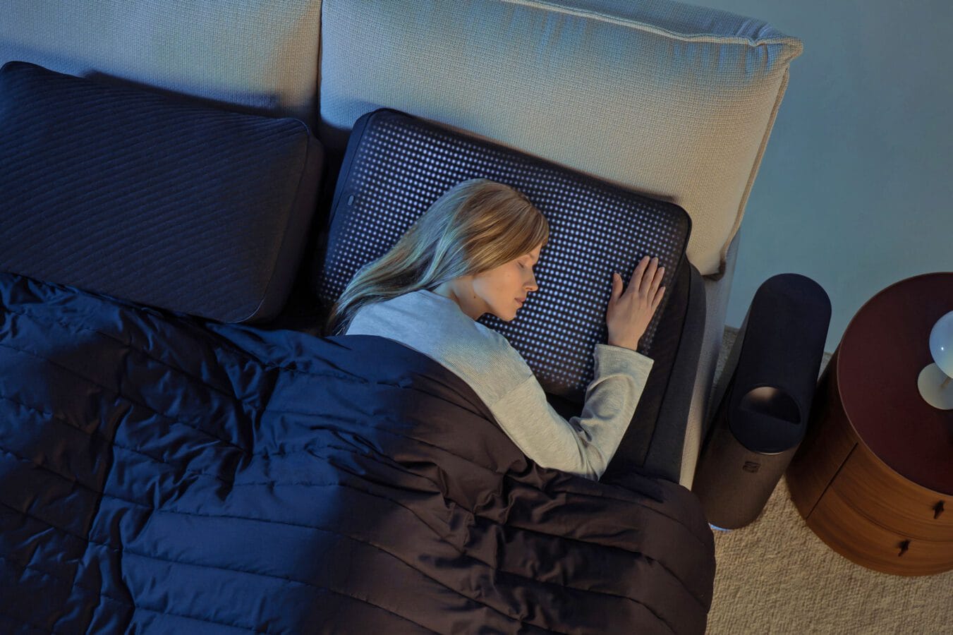 Eight Sleep S First Water-chilled Pillow Cover - Eight Sleep