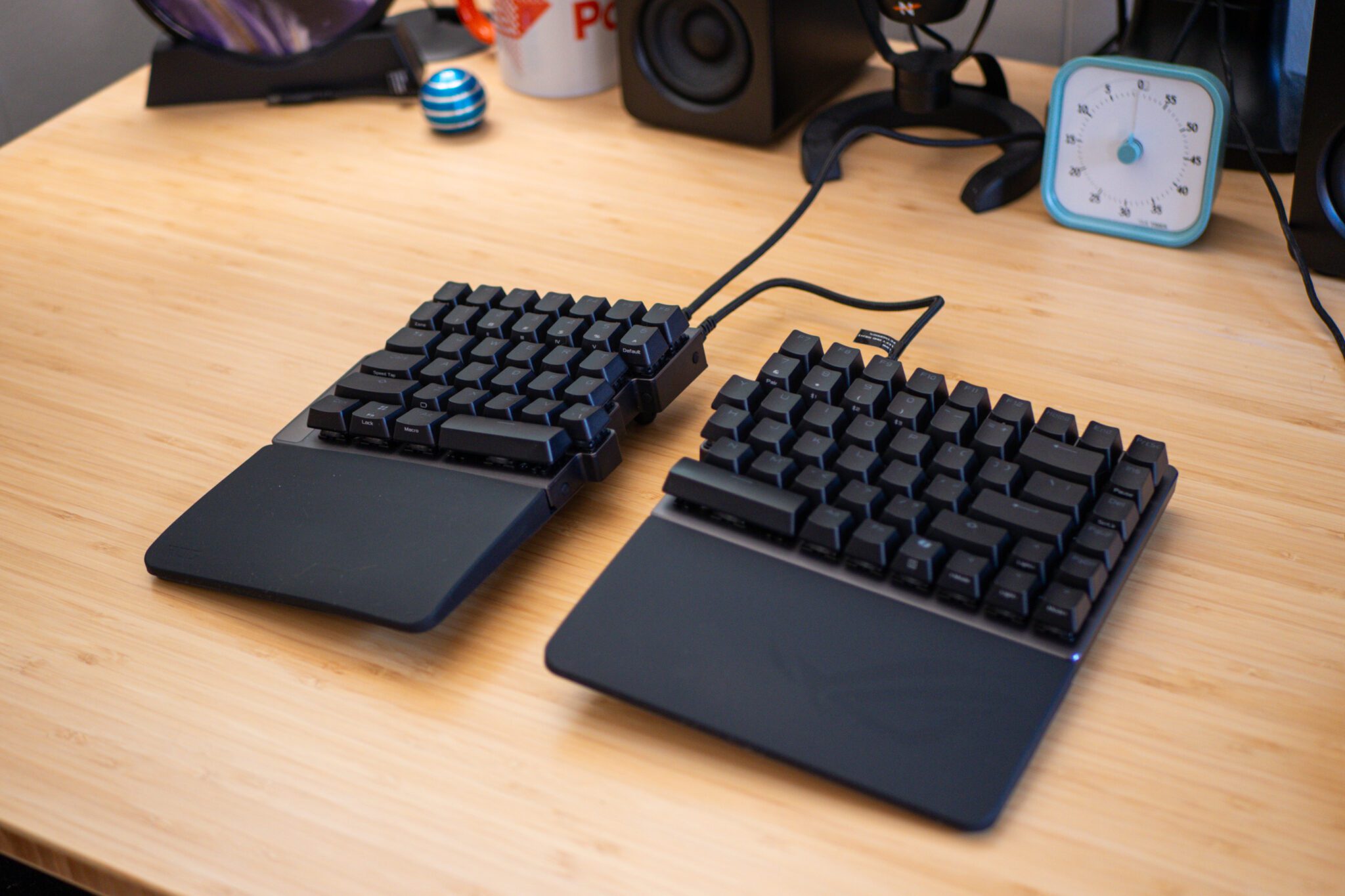The Asus Falcata Is An Ambitious Split Ergo Gaming Keyboard