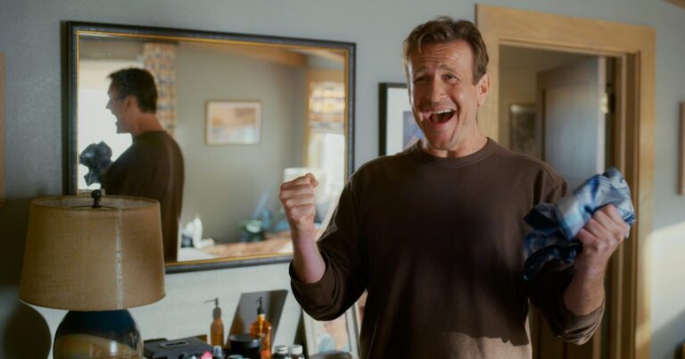 Apple Tv Comedy Returns Soon With Outstanding - Apple TV Com